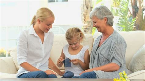 Girl Knitting With Her Mother And Grandmother Stock Video Video Of Girl Casual 39928369