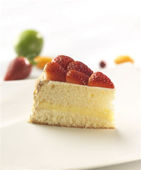 Recette de génoise à la crème pâtissière et aux fraises Mon Fournil