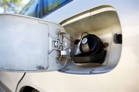 Symptoms Of A Bad Gas Cap On A Car