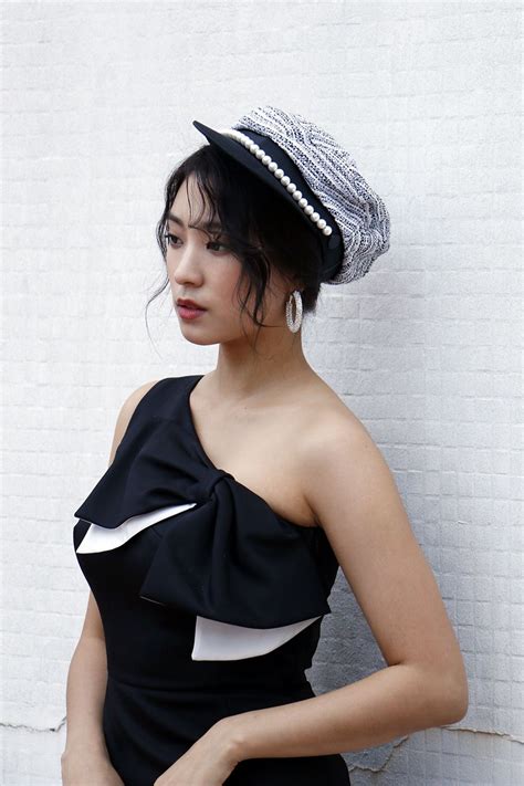 Yoon Bora Cute Rappers Sistar Dancing Queen Starship Entertainment