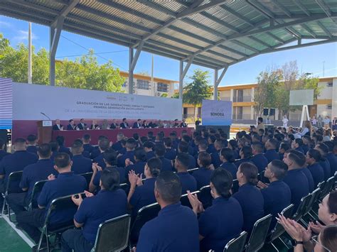 Se gradúa generación Omega y Centauro de la Universidad de la Seguridad