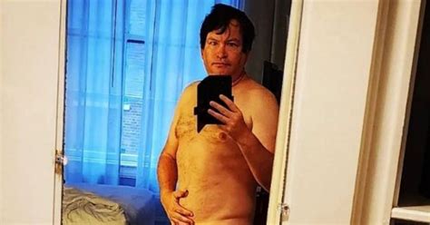 Bloke With World S Biggest Penis Plans Full Frontal Nudity To Show