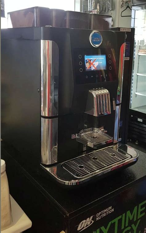 Secondhand Catering Equipment Bean To Cup Coffee Machines Carimali