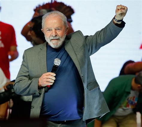 Ao vivo Lula participa de ato da cultura em Belém PA