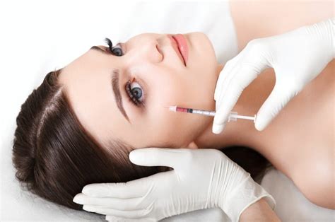 Injection Dacide Hyaluronique B Ziers
