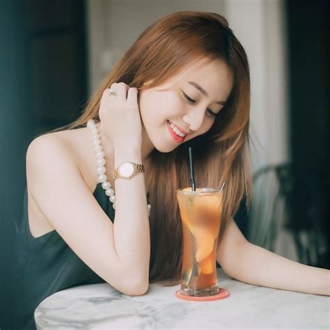 Gái Xinh Uống Cà Phê Hương Vị Ngọt Ngào Của Cuộc Sống Activegaliano org