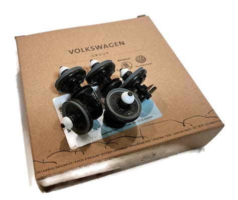 Klips Spinka Mocowania Tapicerki Drzwi VW AUDI SKODA 6Q0868243