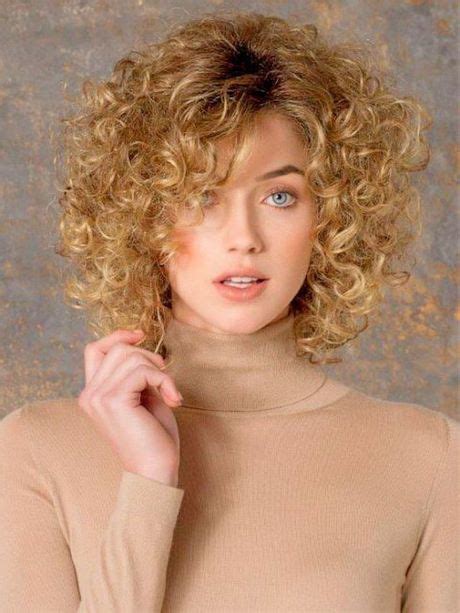Frisuren halblang mit locken Schönheit und Stil