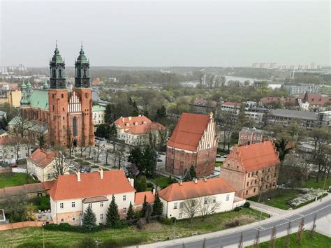 Lepiej Nie Wychod Z Domu Jako Powietrza Nad Poznaniem Nie Jest