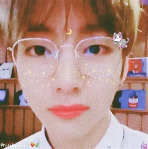 Yaaaa Taehyung Bts Army Kim Taehyung Kim Seokjin Hoseok V Cute