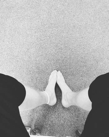 Viktor Axelsen Feet Aznudefeet Men
