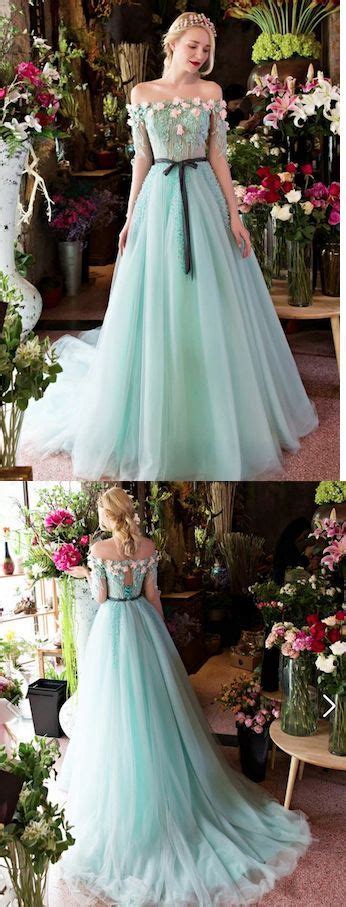 Festa De 15 Anos A Bela E A Fera Inspira Vestidos De Princesas E Bailes
