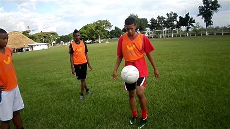 Candelaria Valle Se Une Al Tour Del Juego 2015 YouTube
