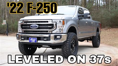 2022 Ford F 250 Lariat 2 5 Leveled On 37s COVERT Edition Super Duty