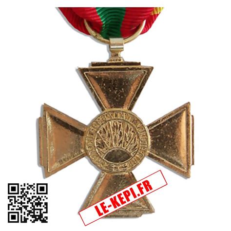 Médaille Ordonnance Croix du Combattant volontaire Agrafe Missions