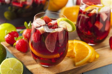 jarra de sangria Receta Recetas de sangría Bebidas mexicanas