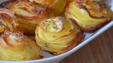 Millefeuilles de pommes de terre gratinées croustillants et super