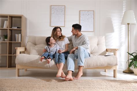 Claves para prevenir las caídas en el hogar Seguros SURA Colombia