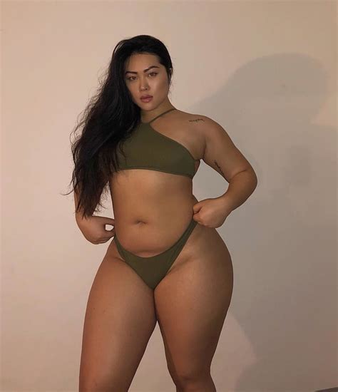 Cul asiatique épais nu nue Photos porno art créatif