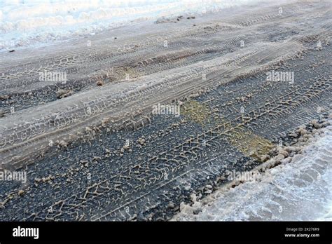 Snowing Road Ice Holded And Via Vehicles Come Traffic Questions