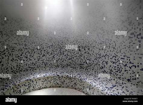 Thermes Bain Spa Hi Res Stock Photography And Images Alamy