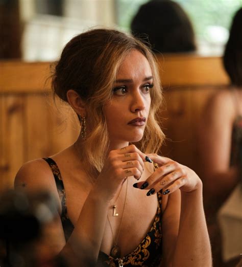X Olivia Cooke Hd Naked Singularity X Resolution Wallpaper