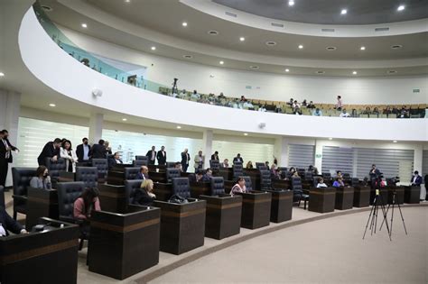 Aprueba Congreso reconocimiento de antigüedad laboral de Maestros de