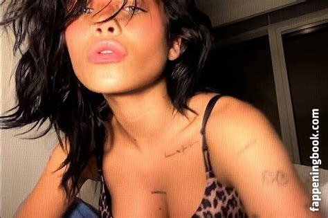 Nessa Barrett Moonologues Nude OnlyFans Leaks The Fappening Photo