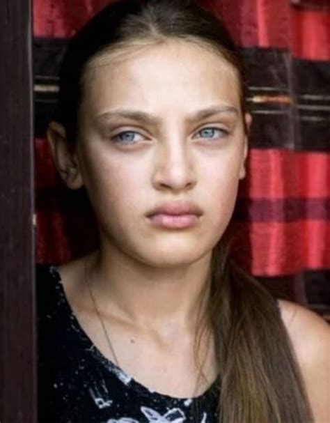 O Mai Ii Minte Pe Adina P Pu A Din Glina Cum Arat I Cu Ce Se