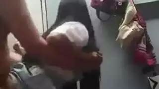 سكس مصري اخ ينيك اخته في غرفة نومهم نيك محارم xxx فيديو عربي