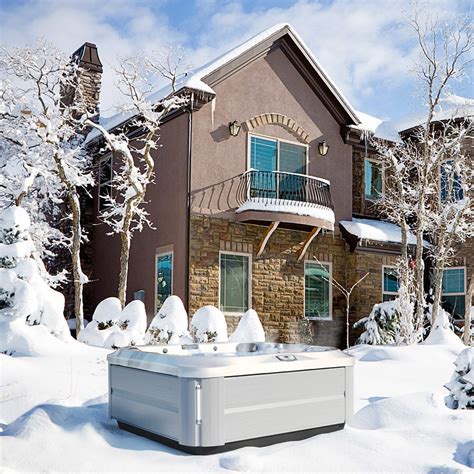 J 345™ Comfort Hot Tub With Open Seating Designer Hot Tub With Open Seating Jacuzzi®