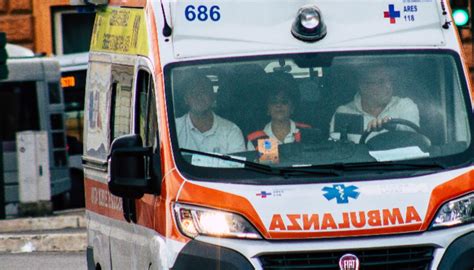 Schianto Sulla Romea A Codevigo Morto 81enne Nello Scontro Frontale Tra