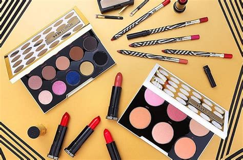 La Collection De Gwen Stefani Pour Urban Decay Est Enfin Disponible