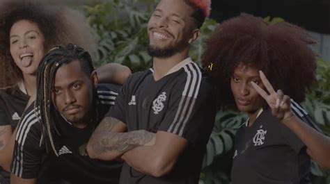 Flamengo E Inter Lan Am Camisa Em Homenagem Ao Dia Da Consci Ncia Negra