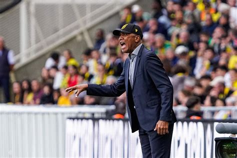 FCN Un titulaire écarté Kombouaré fait une Luis Enrique Foot 01