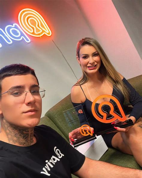 Son Of Onlyfans Model Admits He Films Her Content For Her Life Unilad