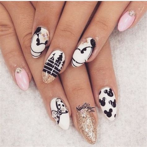 Disney Mickie And Minnie Mouse Nails Disneyland Nails Mickey Nails