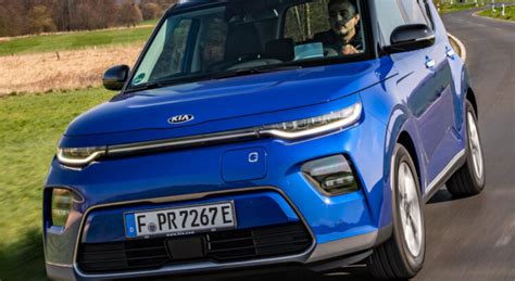 Quelles voitures électriques acheter avant la perte du bonus 2024