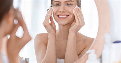Domowa pielęgnacja twarzy Naturalne sposoby na idealną cerę Styl w