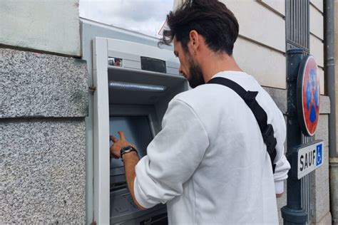C est le produit d épargne le plus rentable le LEP voit son plafond