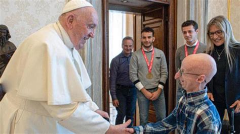 Sammy Basso cosè la progeria la malattia dei bimbi che invecchiano