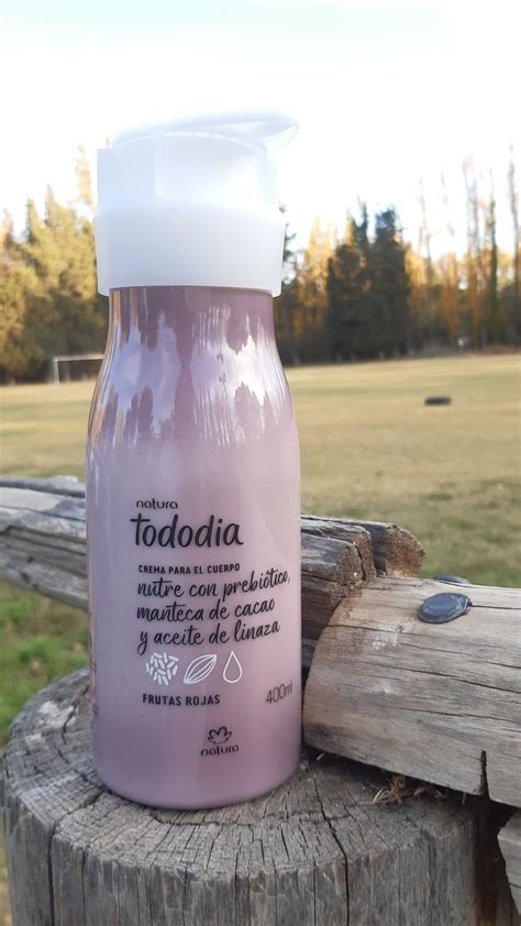 Crema Corporal Todod A Frutos Rojoscon Prebi Ticos Manteca De Cacao Y