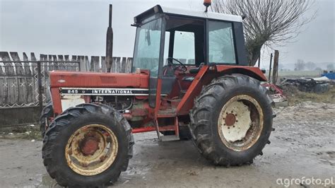 Foto ciągnik International 845 A id 792504 Galeria rolnicza agrofoto