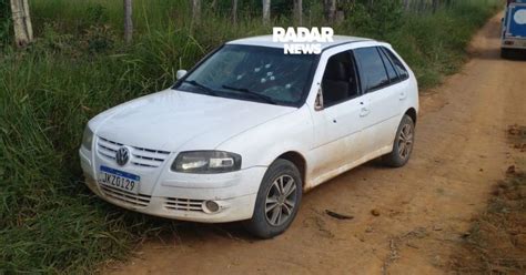 DOIS CORPOS SÃO ENCONTRADOS DENTRO DE UM CARRO EM EUNÁPOLIS Ubaitaba