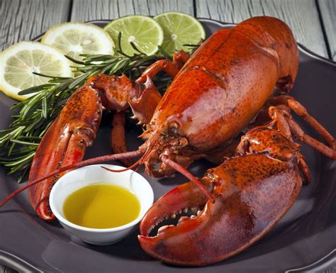 Homard aux agrumes Châtelaine Lobster dishes Lobster recipes How