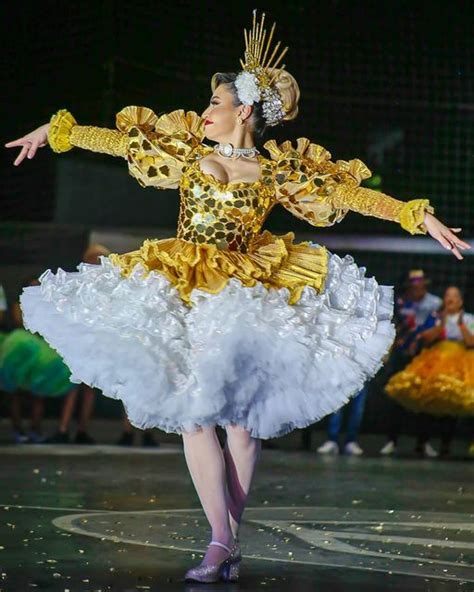 Conexão Junina on Instagram Momento eternizado da maior noiva da
