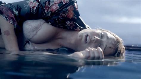 Caity Lotz Naked