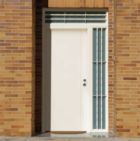 Entry door LINE Andreu Barberá S L galvanized steel sheet