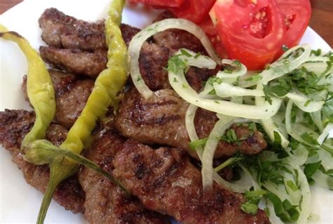 İzmirde Ne Yenir Mutlaka Denemeniz Gereken Lezzetler