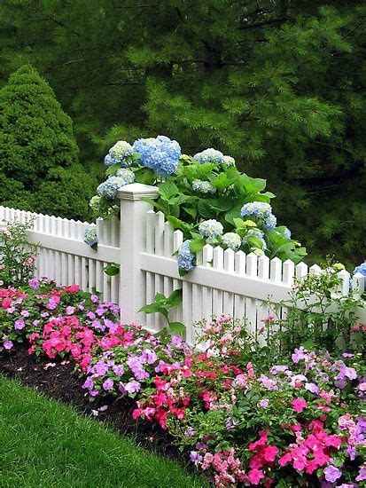 Cara Sposa Beautiful Gardens Cottage Garden Front Yard Landscaping
